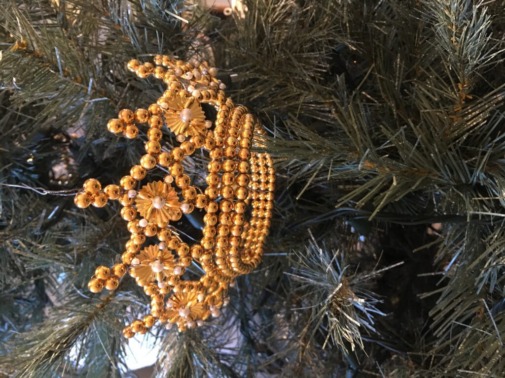 Chrismon Tree Ornaments - First United Methodist Church, Garden City